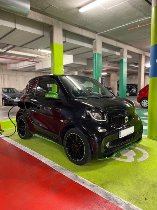 Smart EQ fortwo BRABUS GREENFLASH, 2018 god.