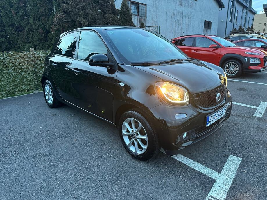 Smart forfour 0.9 Turbo 66kw, 2016 god.