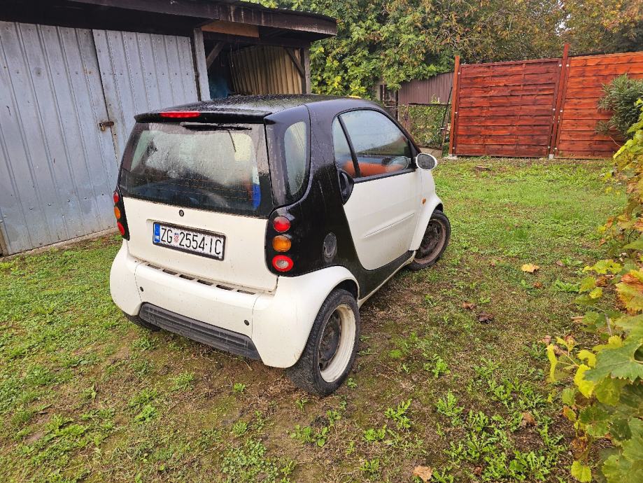 Smart fortwo 450 automatik-diesel, 2001 god.