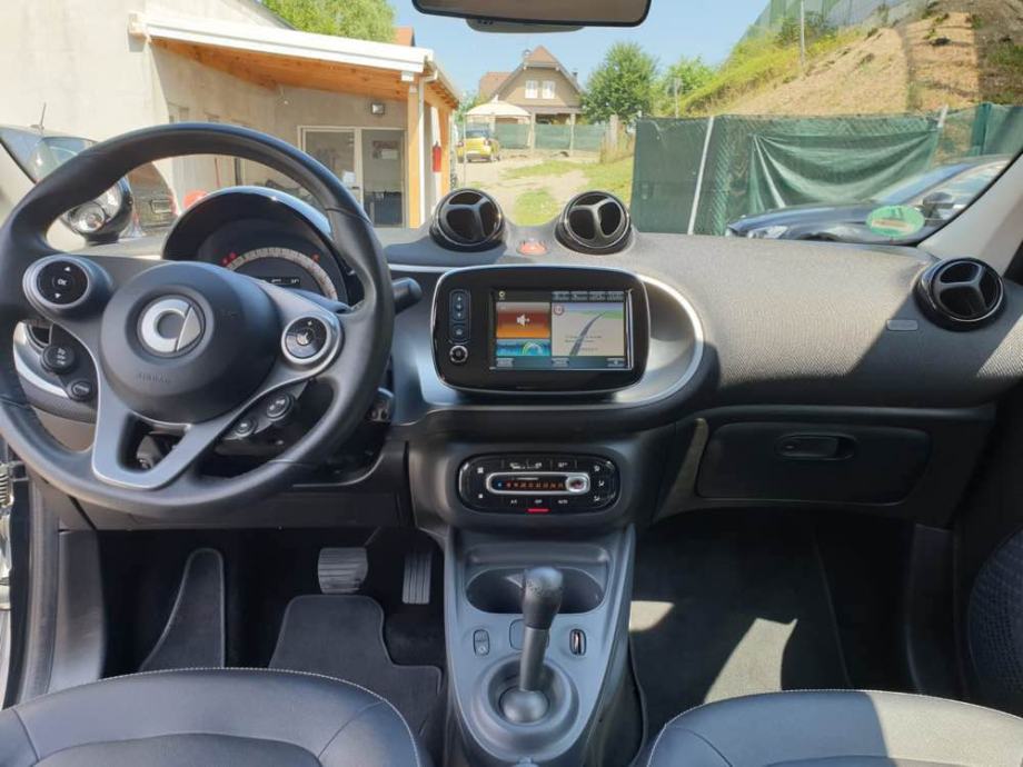 Smart forfour 453 prime NAV Automatik, 2015 god.