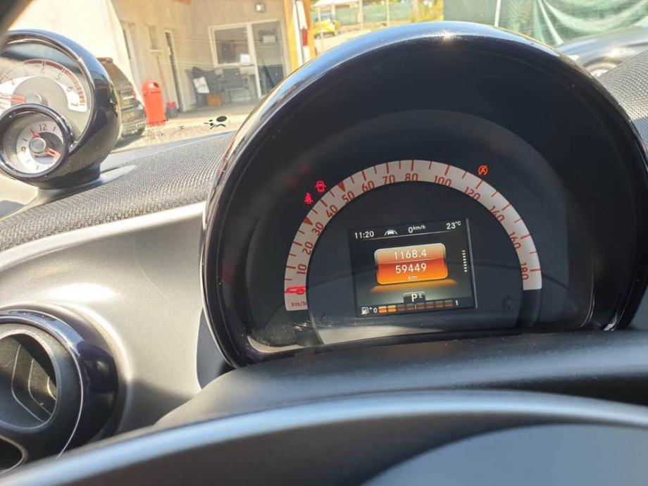 Smart forfour 453 prime NAV Automatik, 2015 god.