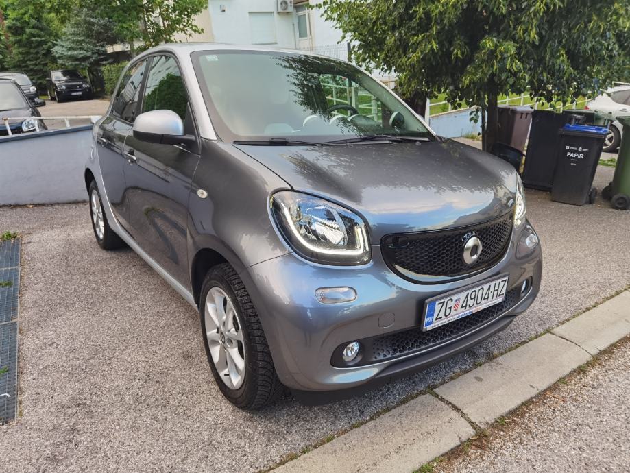 Smart forfour turbo, automatik 2016.g. 77.000km, 2016 god.