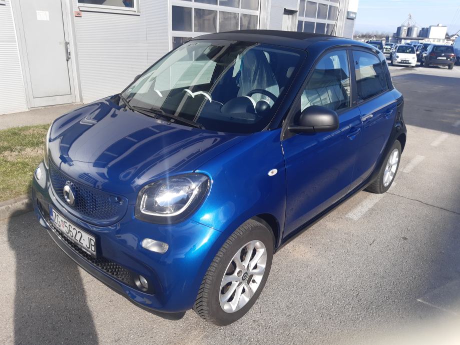 Smart forfour TURBO 66KW-90KS nav,led,grij.sj.kam.,pomicni krov 51tkm ...