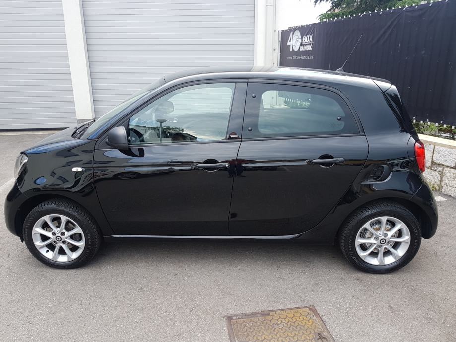 Smart forfour Passion automatik, 2017 god.