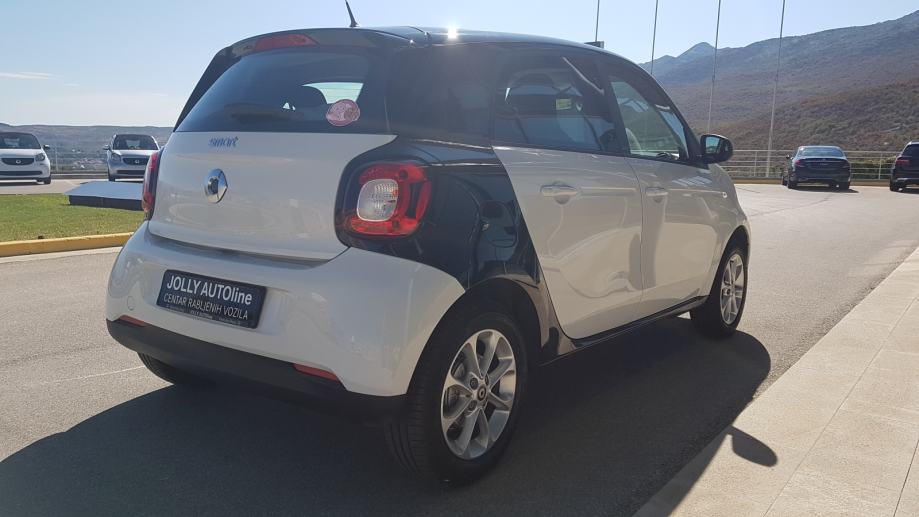 Smart forfour Passion automatik, 2017 god.