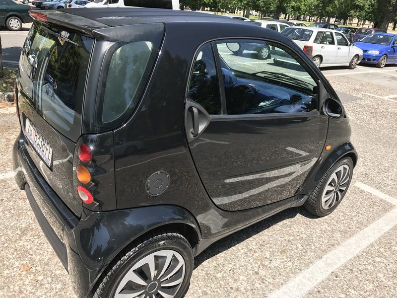 Smart Fortwo 2000.g, automatik/poluautomatik - odličan, 2000 god.