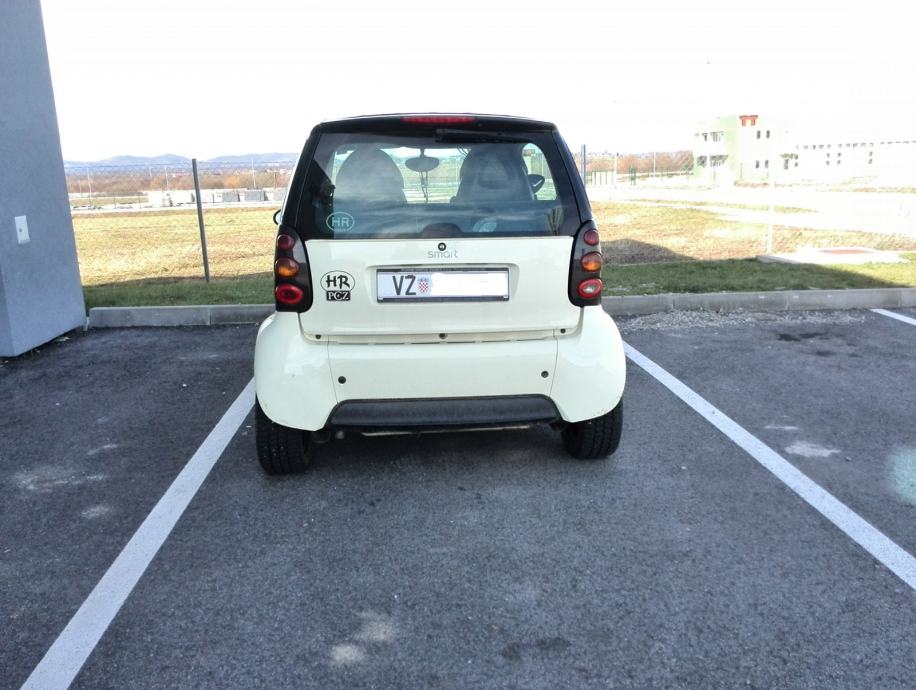 Smart fortwo 700ccm turbo + LPG moze ZAMJENA, 2003 god.