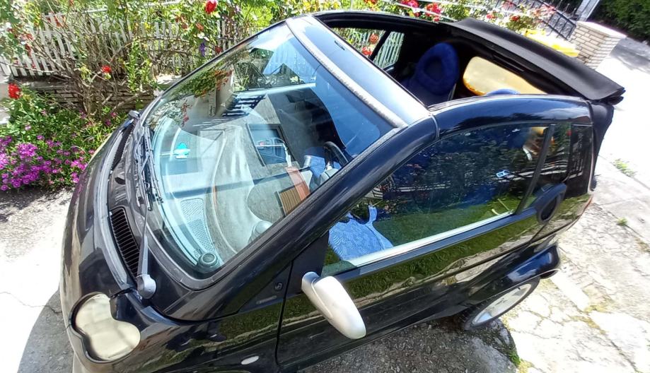 Smart fortwo cabrio 700 ccm automatik, 2003 god.
