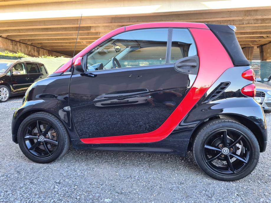 Smart fortwo cabrio AUTOMATIK, SHARP RED OPREMA, 2012 god.