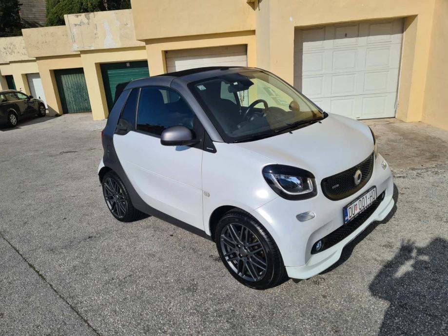 Smart fortwo Cabrio BRABUS 66kw, 2016 god.