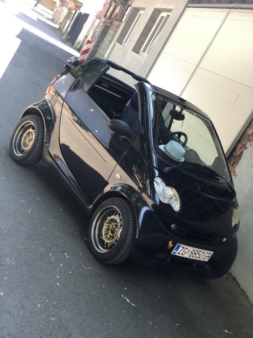 Smart fortwo cabrio mc01, 2004 god.