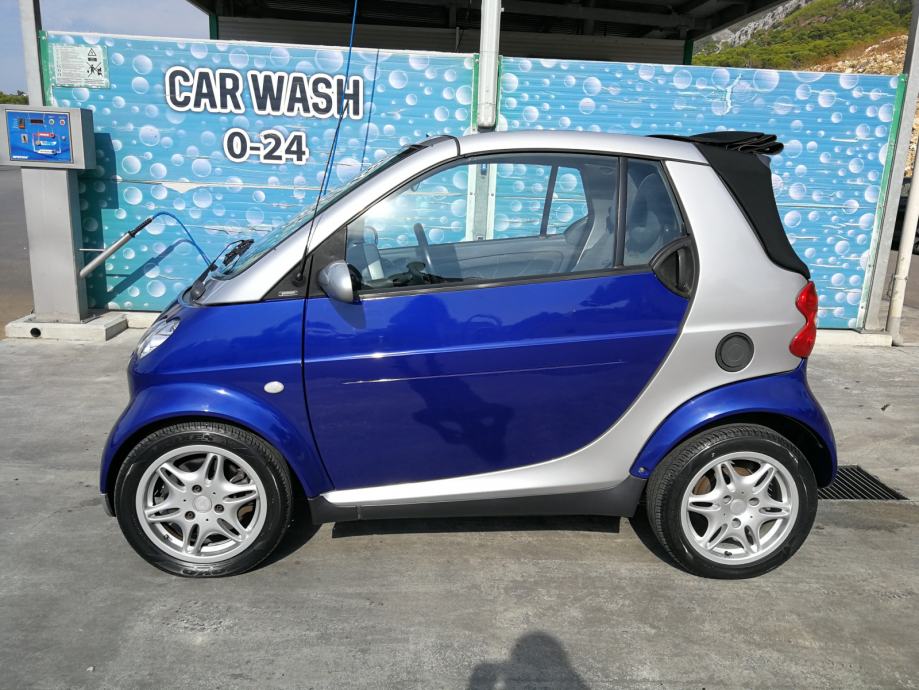 Smart fortwo cabrio, 2003 god.