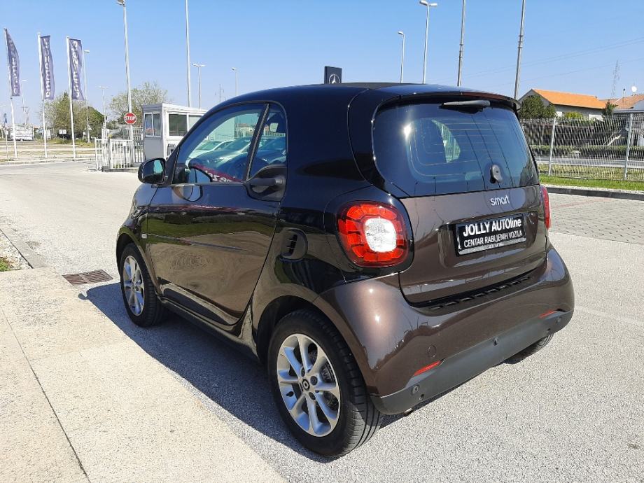 Smart fortwo coupe 1.0 Passion, 2019 god.