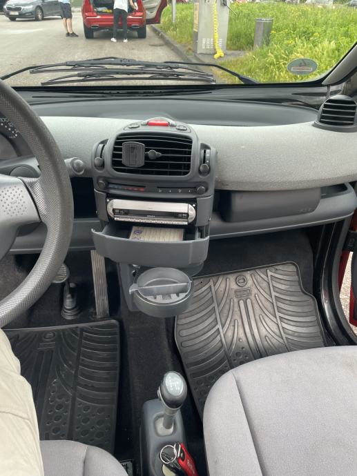 Smart fortwo coupe 450 - automatik, klima, reg do 11/23, 2001 god.