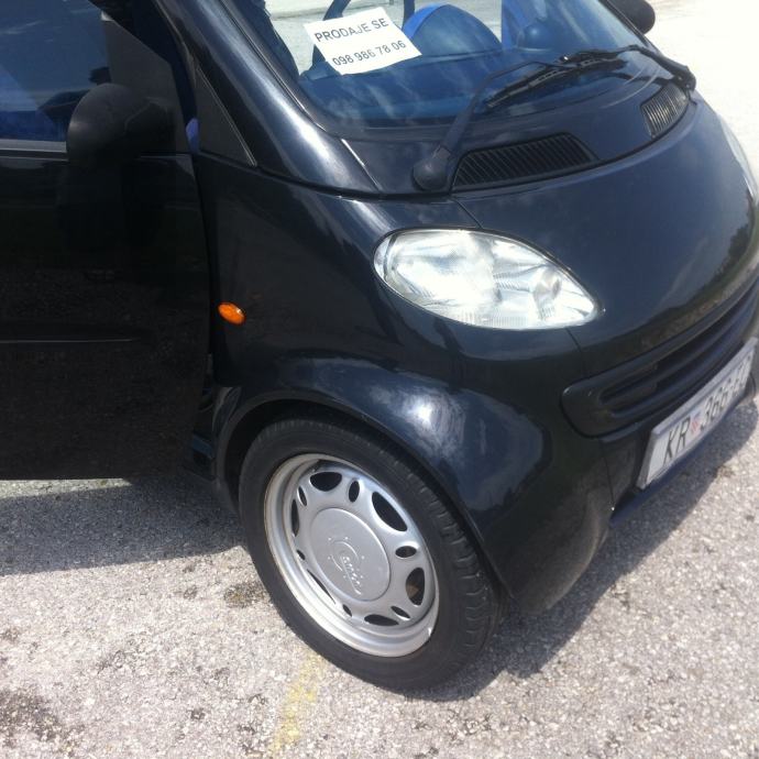 Smart fortwo coupe 450, 1999 god.