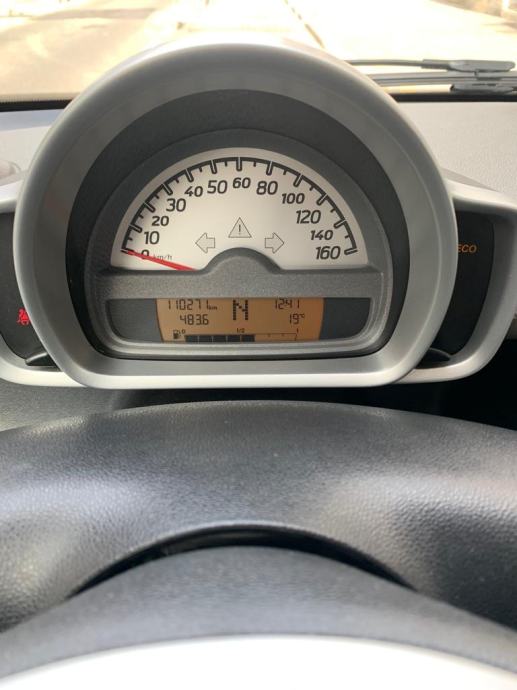 Smart fortwo 1.0 MHD 451,High style,klima,servo,panorama,automatik, F1 ...