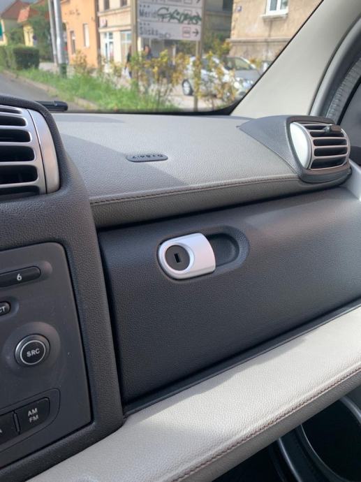 Smart fortwo 1.0 MHD 451,High style,klima,servo,panorama,automatik, F1 ...