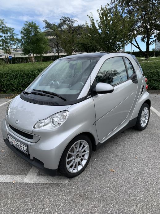 Smart fortwo 1.0 MHD 451,High style,klima,servo,panorama,automatik, F1 ...