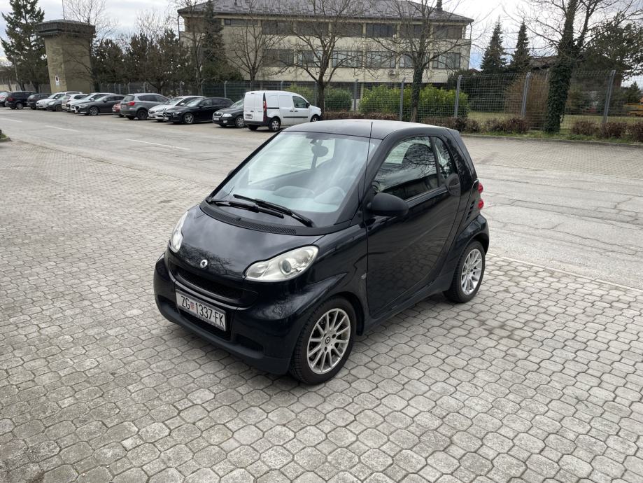 Smart fortwo coupe 451 mhd * REG 01/25 * 52kW * 2009 GOD, 2009 god.