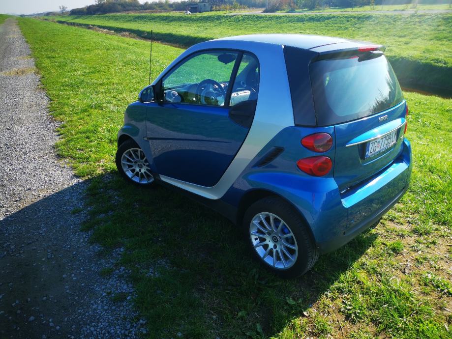 Smart fortwo coupe 451 mhd, 2011 god.