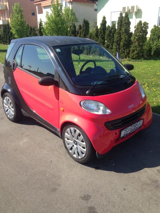 Smart fortwo coupe 599 / registriran do 2/18, 1999 god.