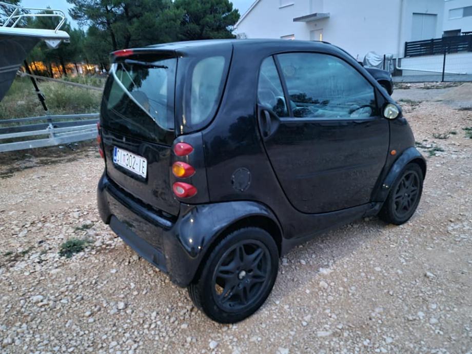 Smart fortwo coupe 700, 2005 god.