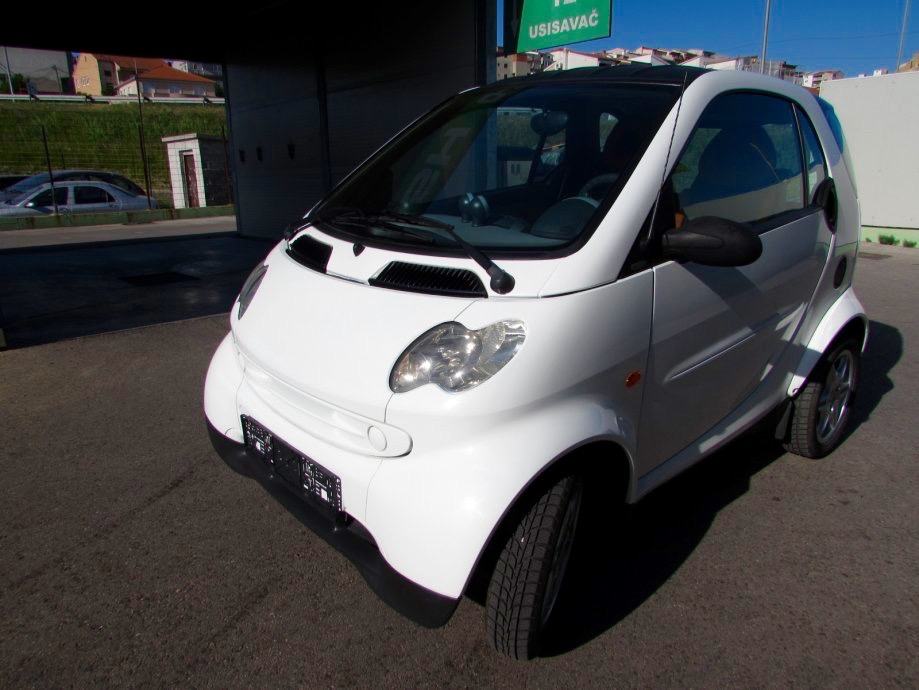 Smart fortwo coupe cdi, a/c, 2003., 2003 god.
