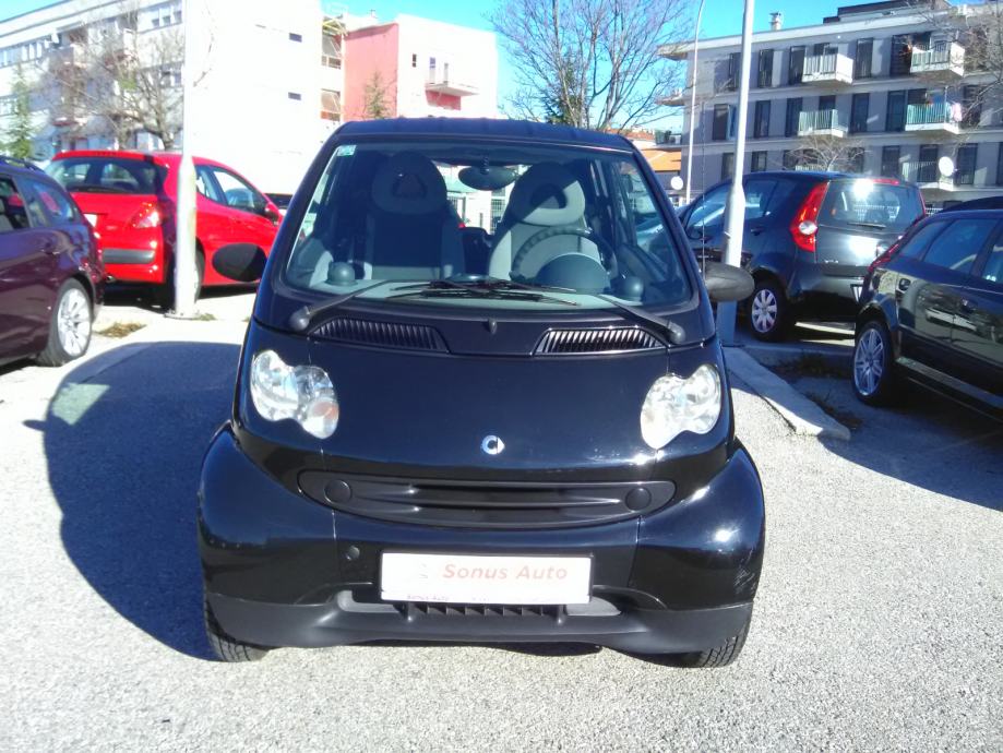 Smart fortwo coupe cdi Softouch reg. do 11/2018, 2003 god.