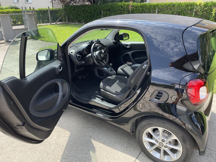 Smart 2017 fortwo coupe automatic, 2017 god.