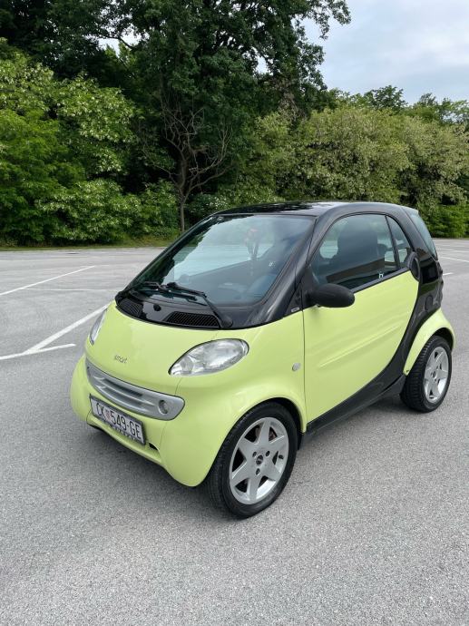 Smart fortwo coupe Pulse automatik, 2001 god.