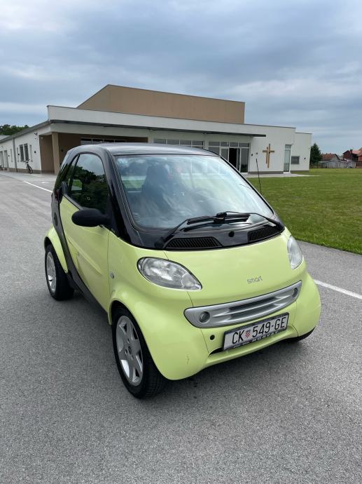 Smart fortwo coupe Pulse automatik, 2001 god.