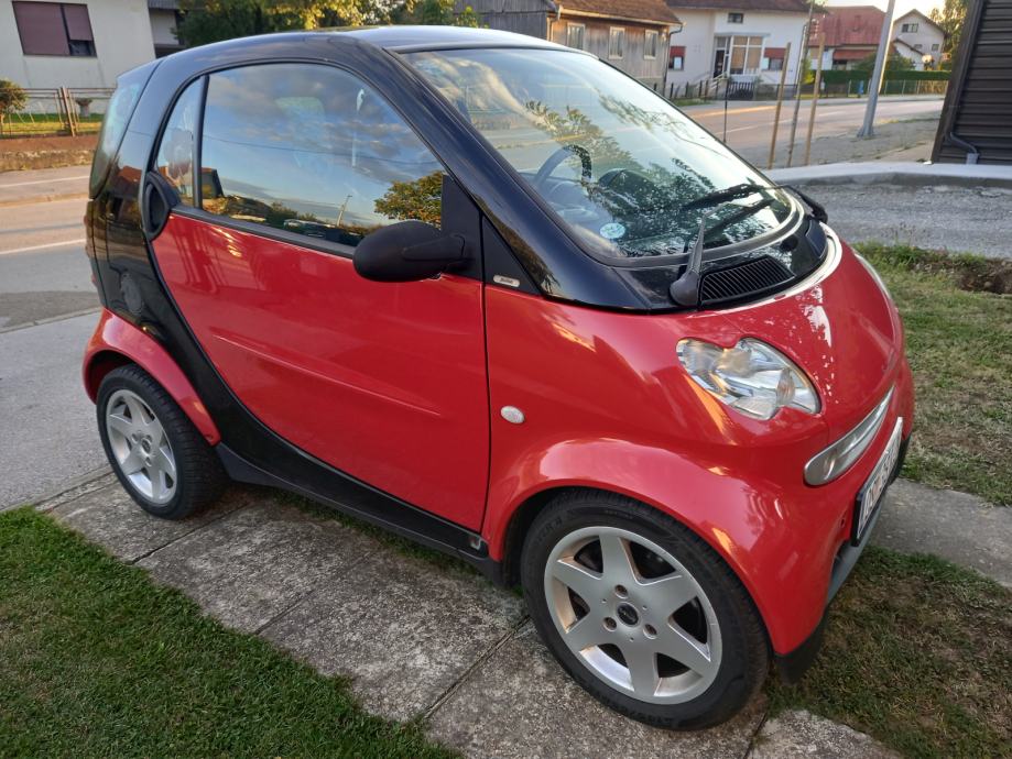 Smart 2003.god. - 11 499 kn, 2003 god.