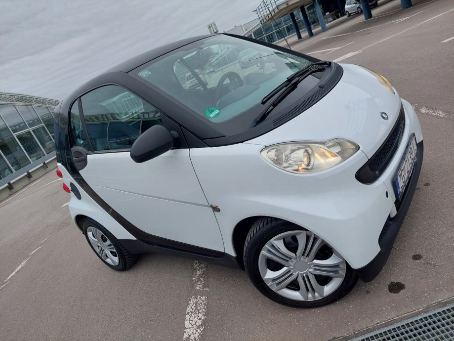 Smart fortwo coupe Pulse Softip reg 27.11.2023. čitaj oglas, 2008 god.