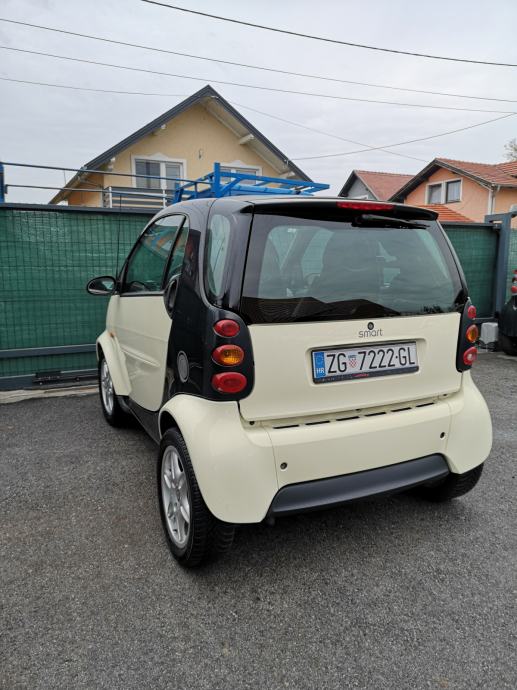 Smart fortwo coupe Pure Softip, 2005 god.