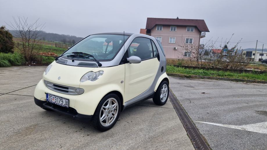 Smart fortwo coupe Pure Softip, 2005 god.