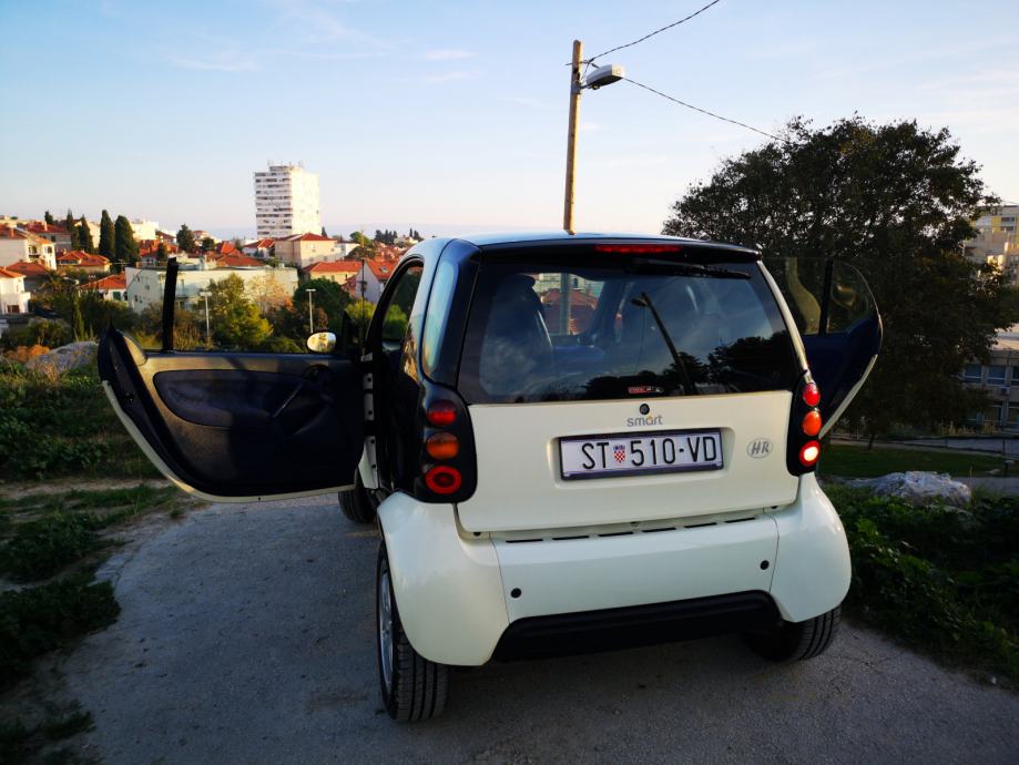 Smart fortwo coupe, 2000 god.
