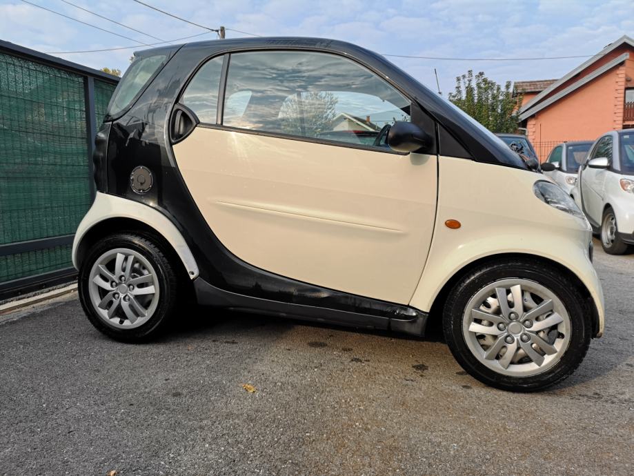 Smart fortwo coupe, 2001 god.