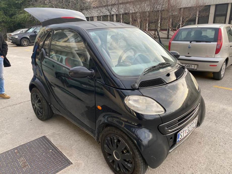 Smart fortwo coupe smart automatik, 2002 god.