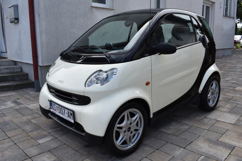 Smart fortwo coupe Smart cdi Poluautomatik, 2002 god.