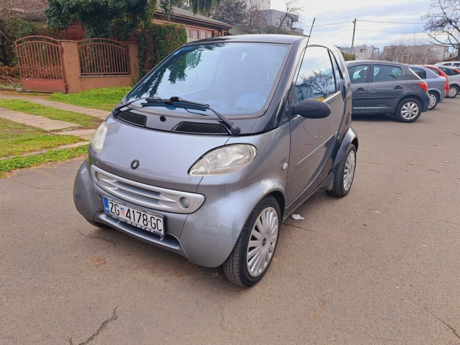 Smart 800 CDI - REGISTRIRAN GODINU DANA - PANORAMA - KLIMA - ODLIČAN ...