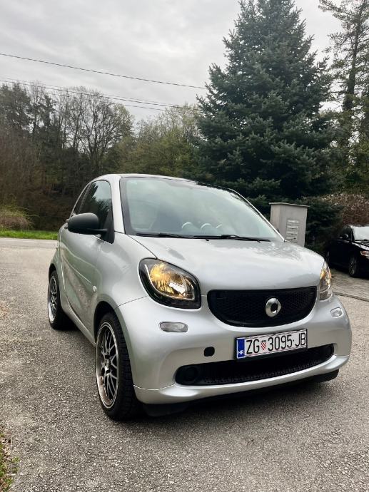 Smart fortwo coupe *AUTOMATIK*, 2015 god.