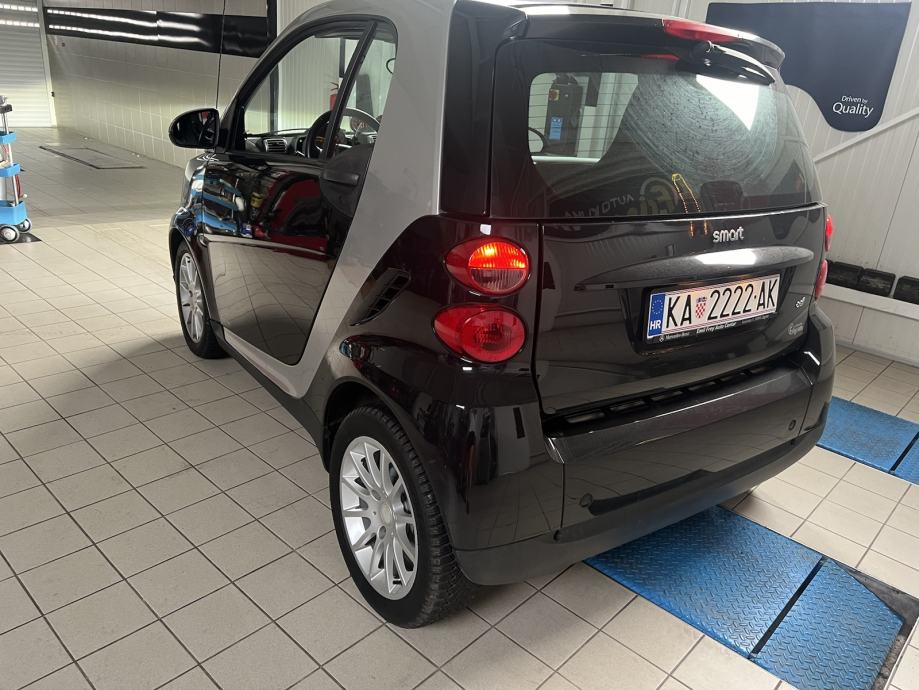 Smart fortwo cdi (diesel)SERVO VOLAN, 2009 god.