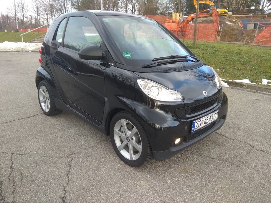 Smart fortwo CDI** Pulse**F1**40kW**2009. godina** REG DO 02 / 2019 ...