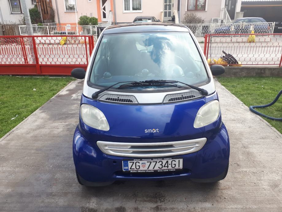 Smart fortwo coupe smart, 1999 god.
