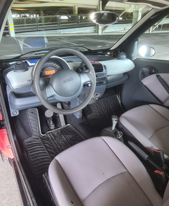 Smart fortwo coupe smart, 2001 god.