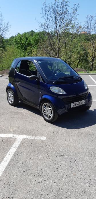 Smart fortwo coupe smart, 1999 god.