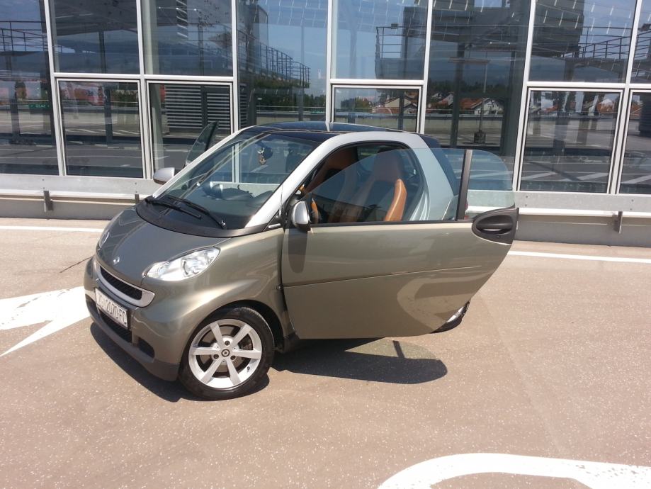 Smart fortwo LIMITED ONE F1 - MOGUĆA ZAMJENA ZA VEČI AUTO, 2007 god.