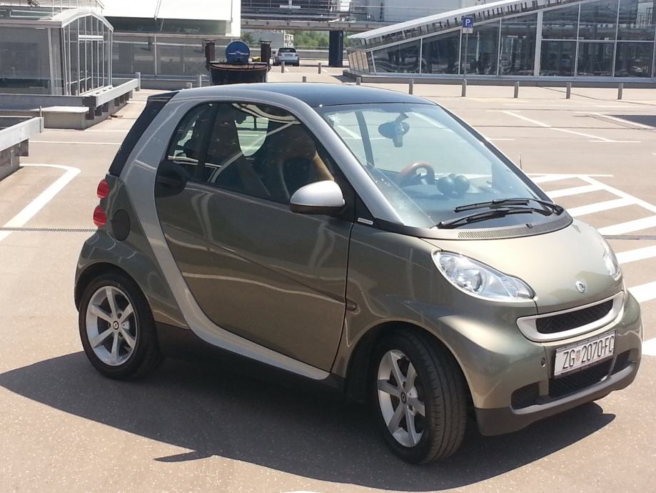 Smart fortwo LIMITED ONE F1 - MOGUĆA ZAMJENA ZA VEČI AUTO, 2007 god.