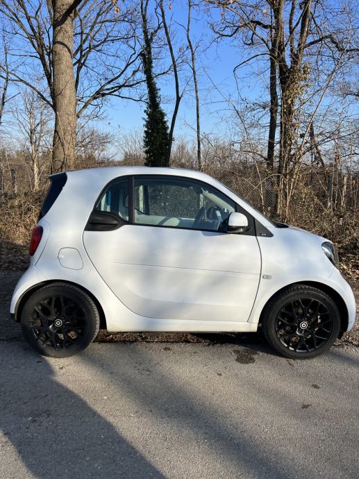 Smart fortwo proxy 90ks, 2015, 2017 god.
