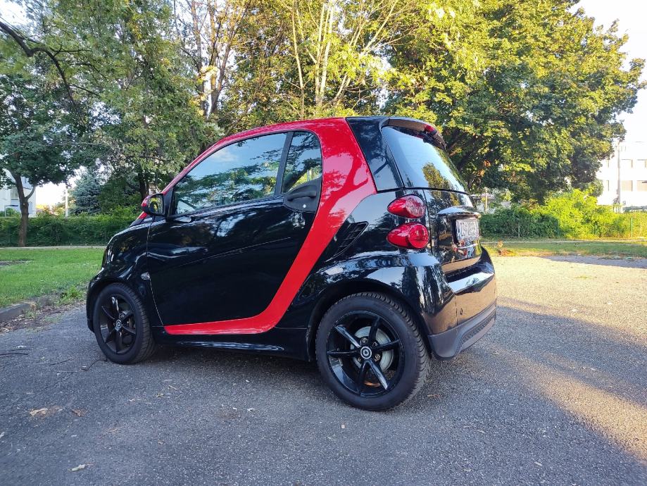 SMART fortwo Sharp Red limited edition, 2012 god.
